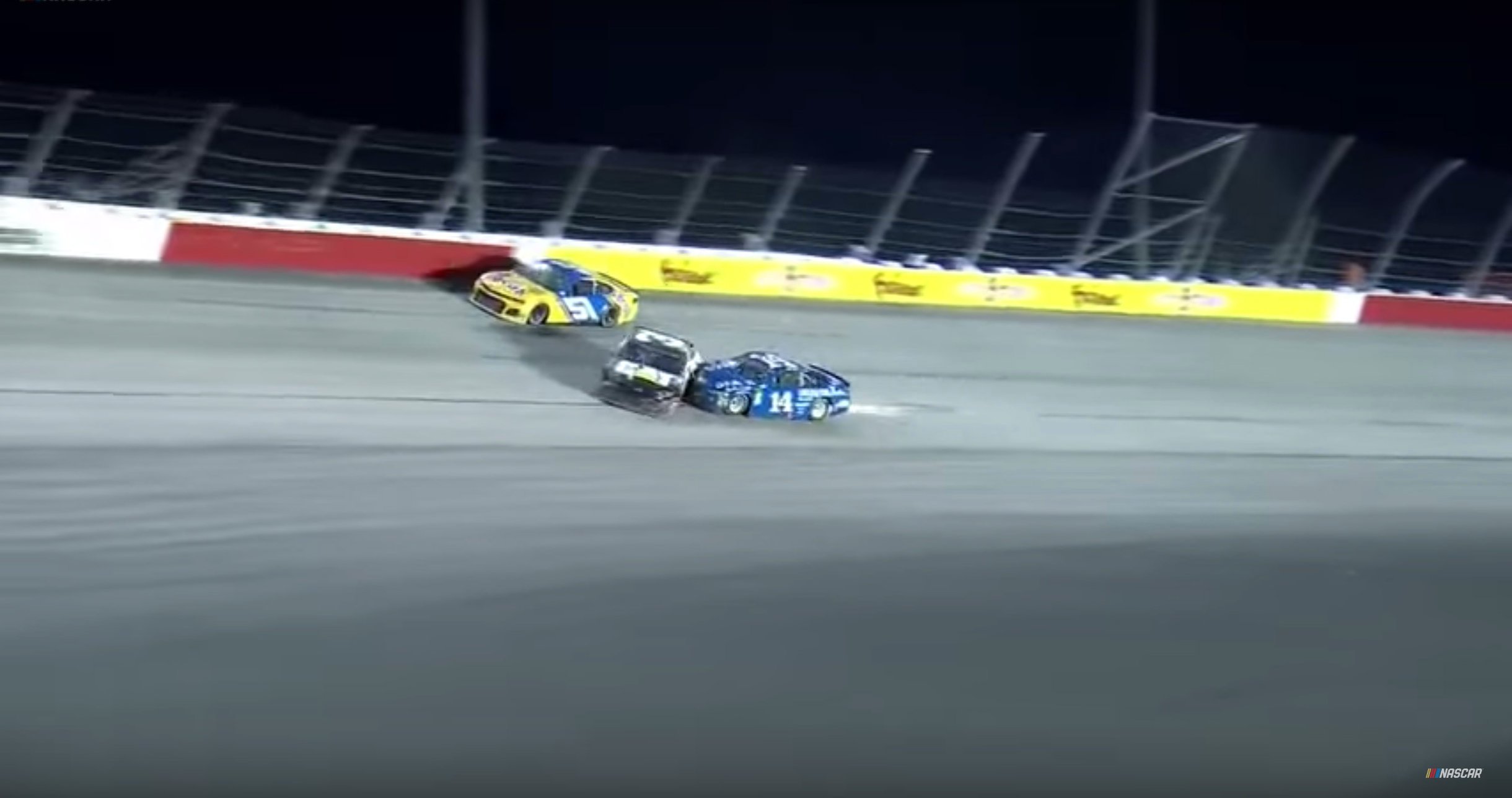Clint Bowyer Crash