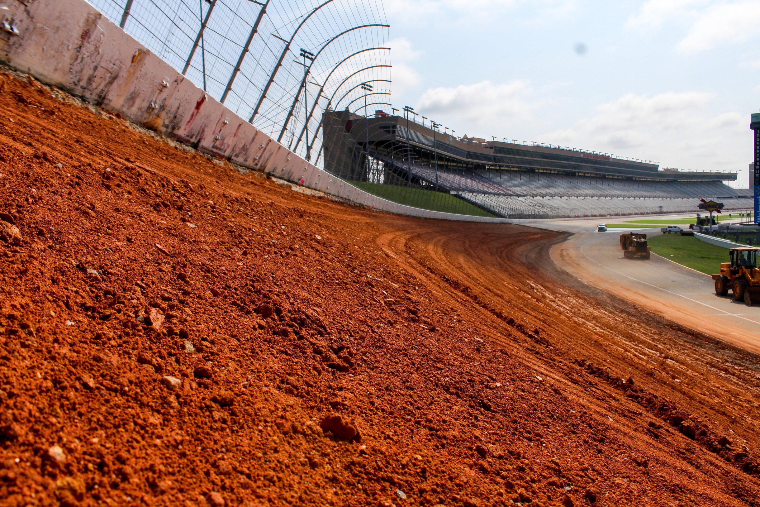 Atlanta Motor Speedway: First look at new track banking - Racing News
