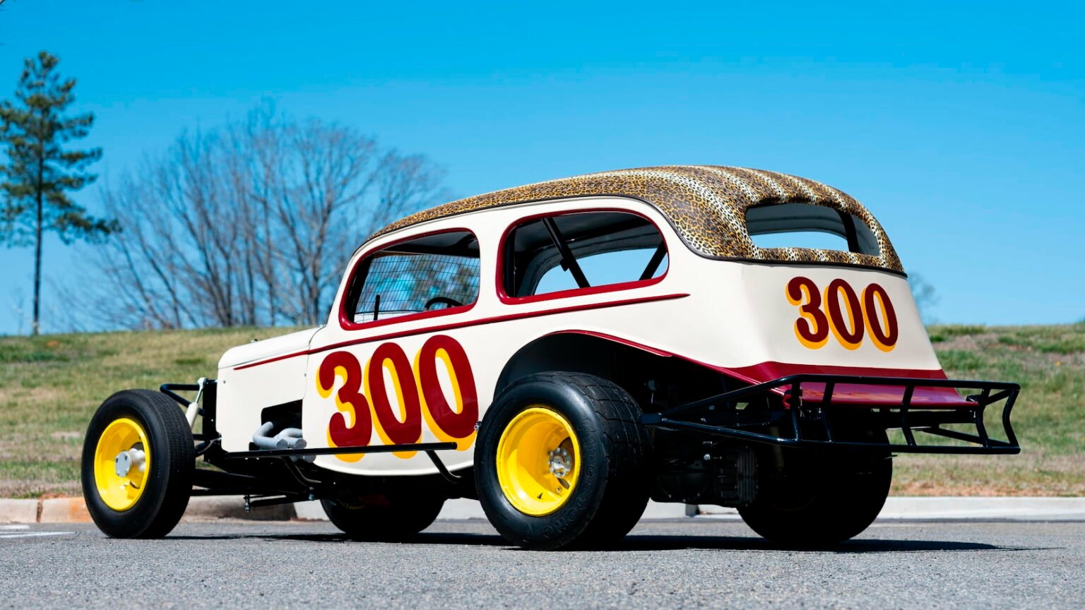 NASCAR, INDYCAR race cars heading to auction from Ray Evernham