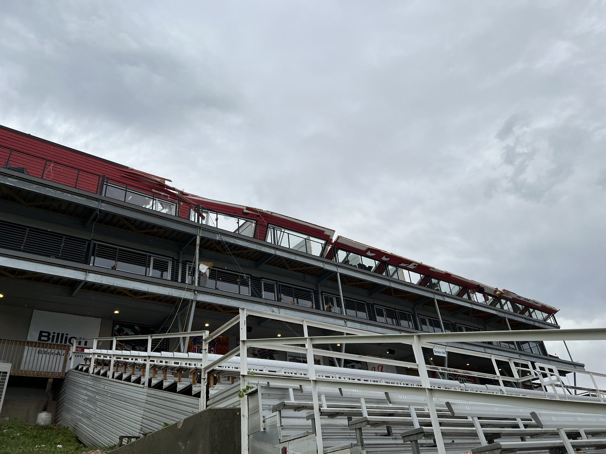 Huset's Speedway damaged by storm (Photos)