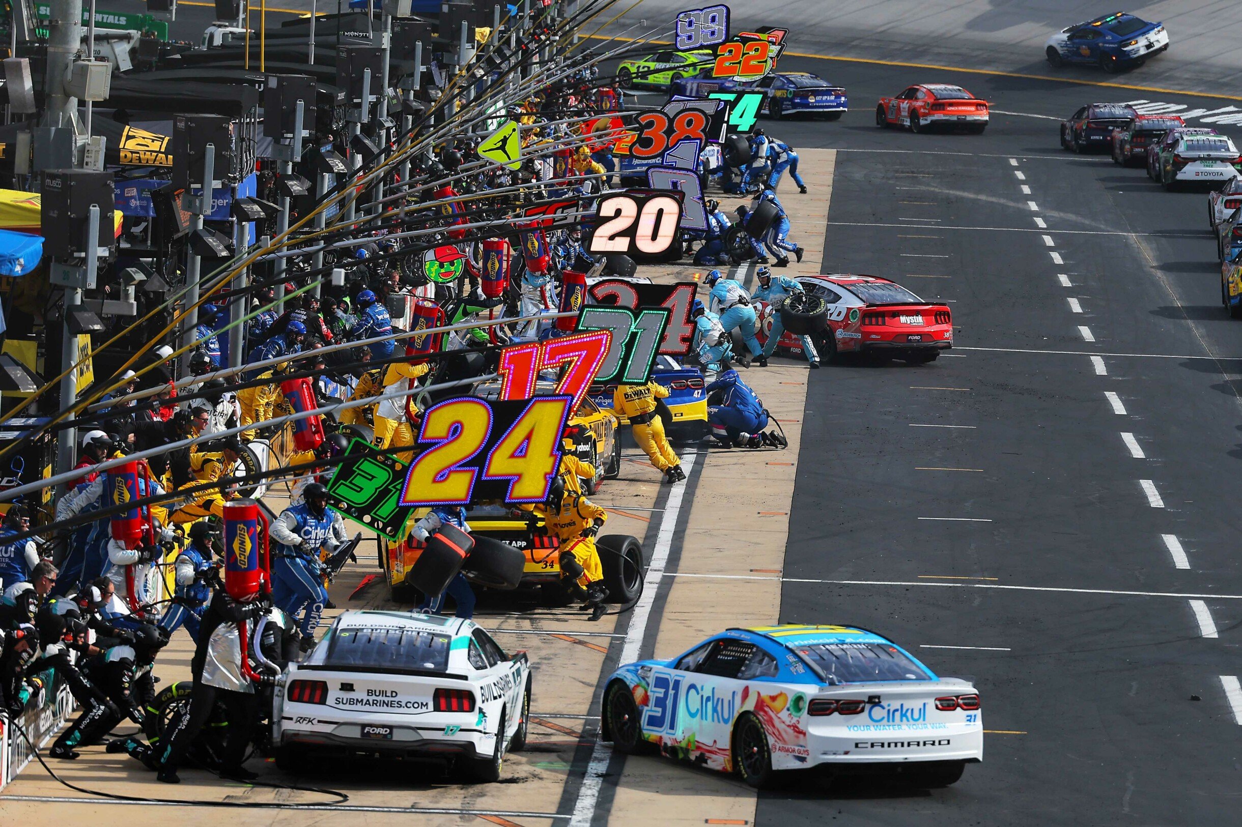 Goodyear calls it a 'tough situation' but fans see a great Bristol race ...