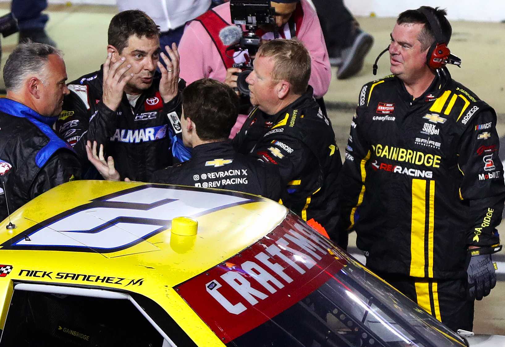 Nick Sanchez vs Stewart Friesen at Bristol (Video) - Racing News