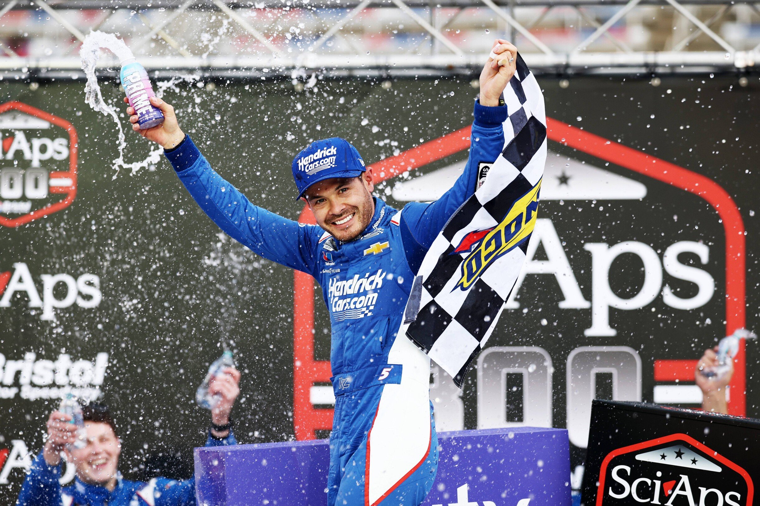 Kyle Larson aims to embarrass NASCAR - Racing News