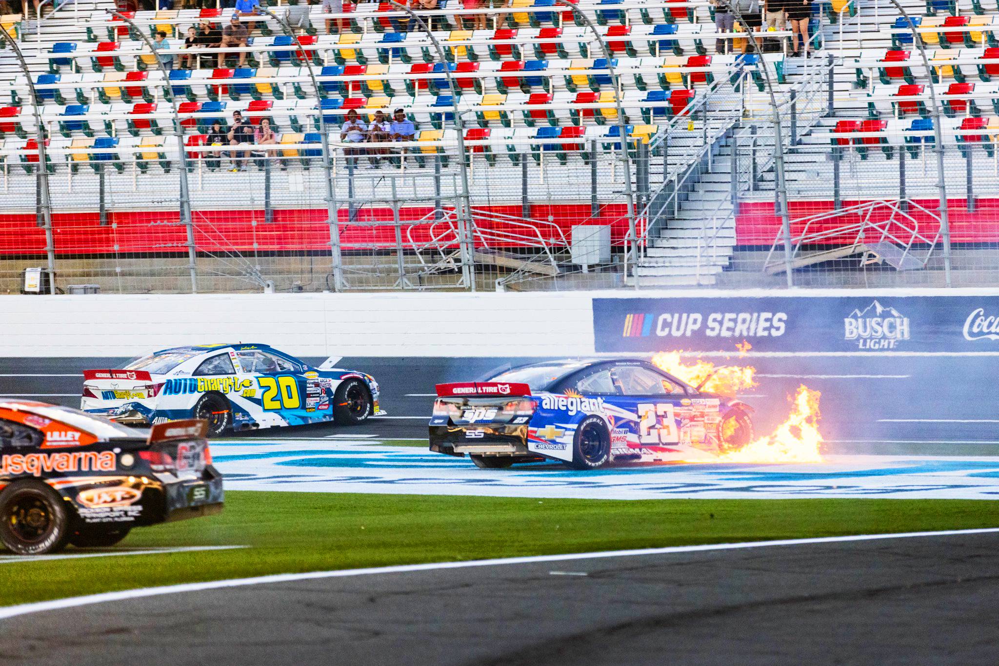 Cleetus McFarland bumps pace car then wrecks from the front row (Video) - BVM Sports