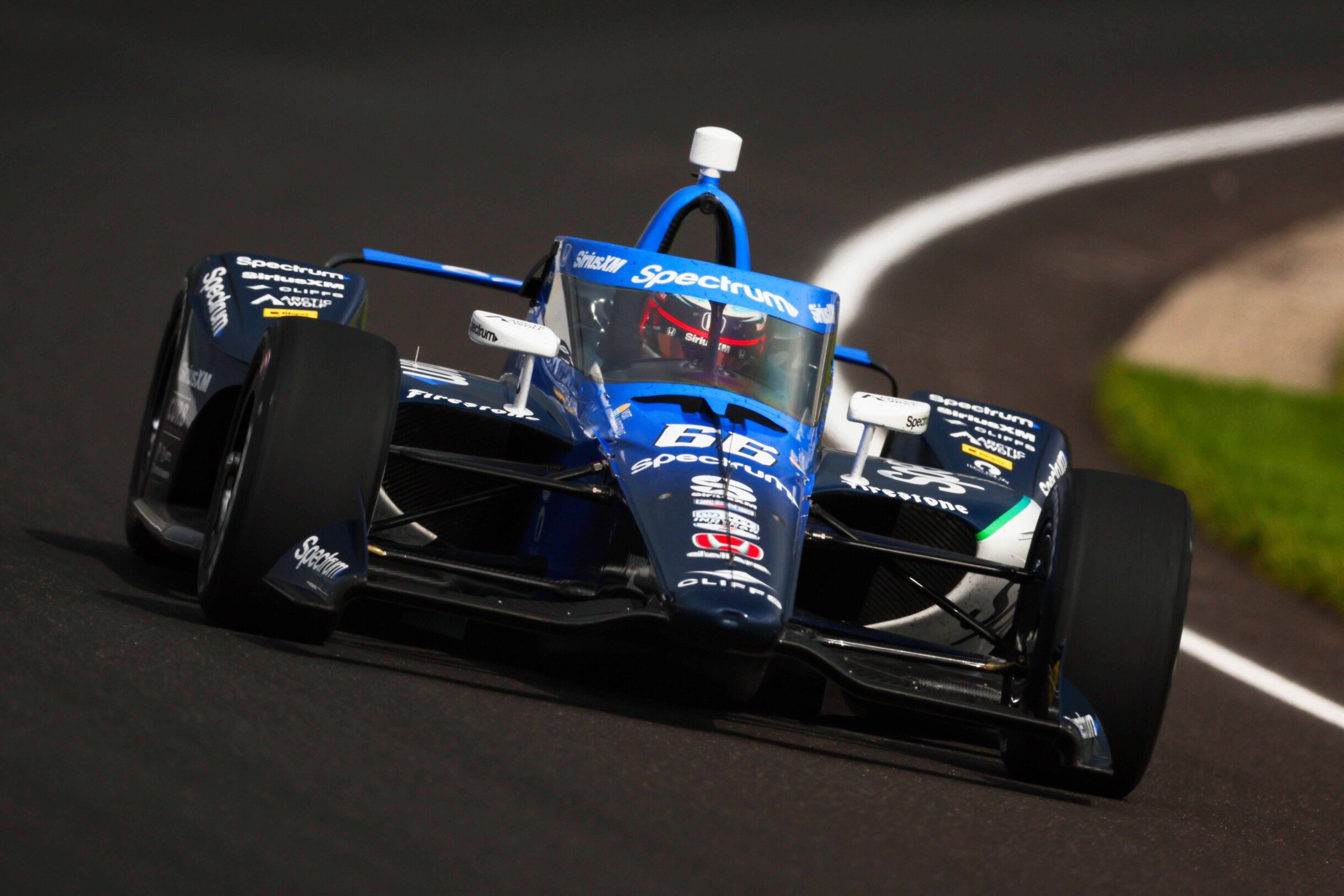 Marcus Armstrong placed on a stretcher after Indianapolis crash (Video ...