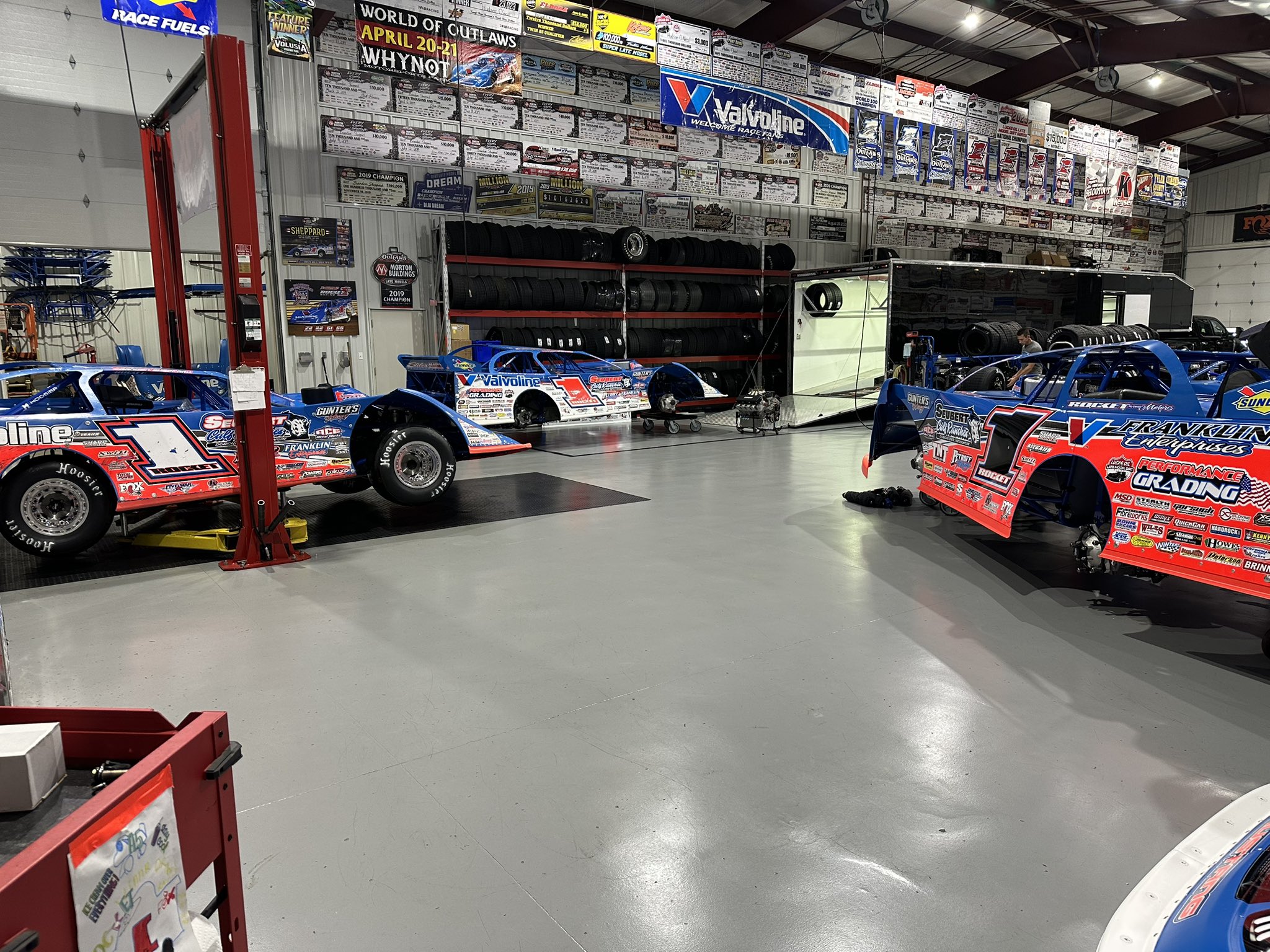 Josh Richards returns to dirt late model racing and Rocket 1 Racing ...