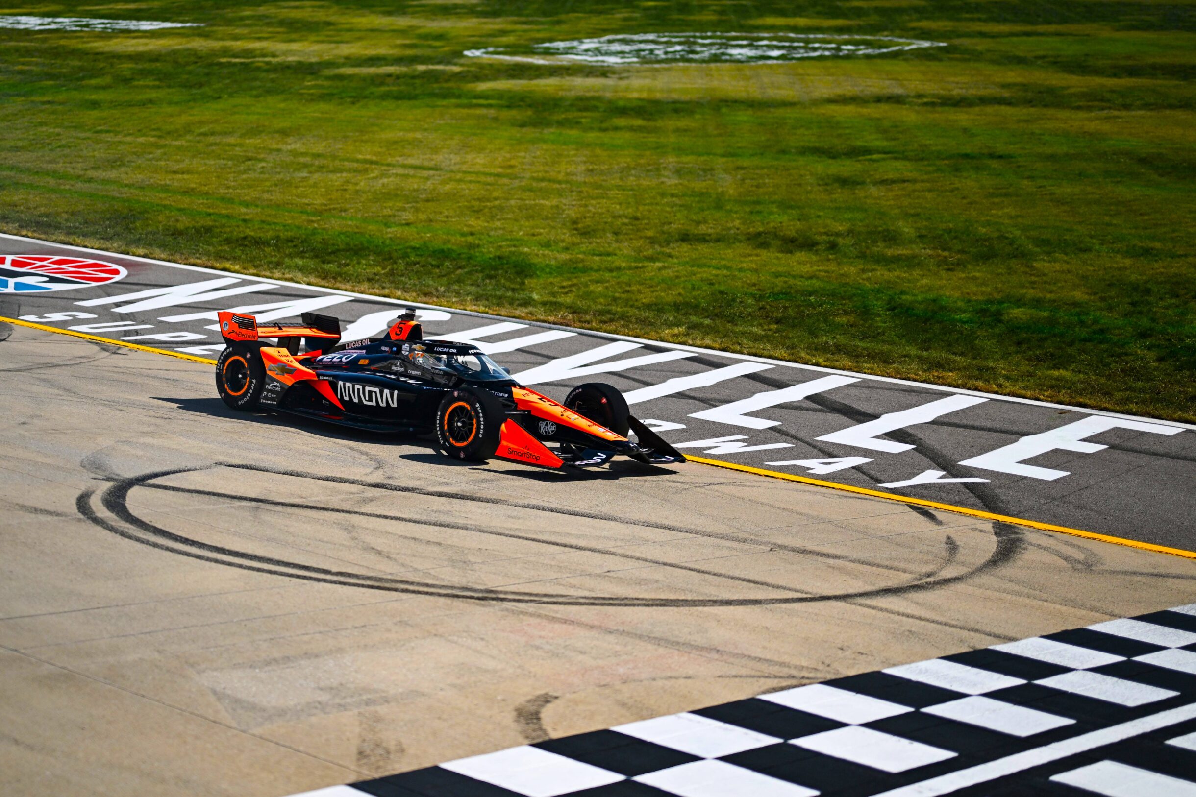 Indycar starting grid and TV schedule for Nashville Superspeedway ...