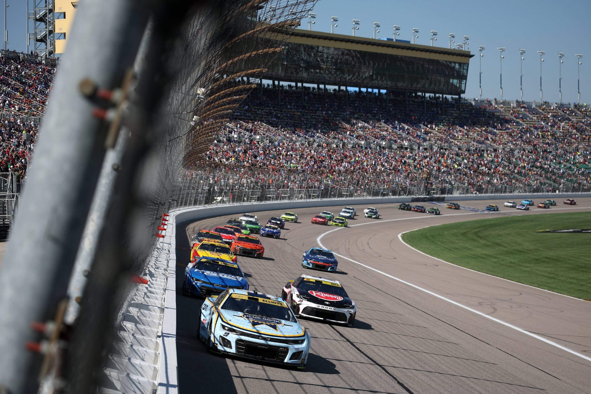 NASCAR points after Kansas Speedway - Racing News