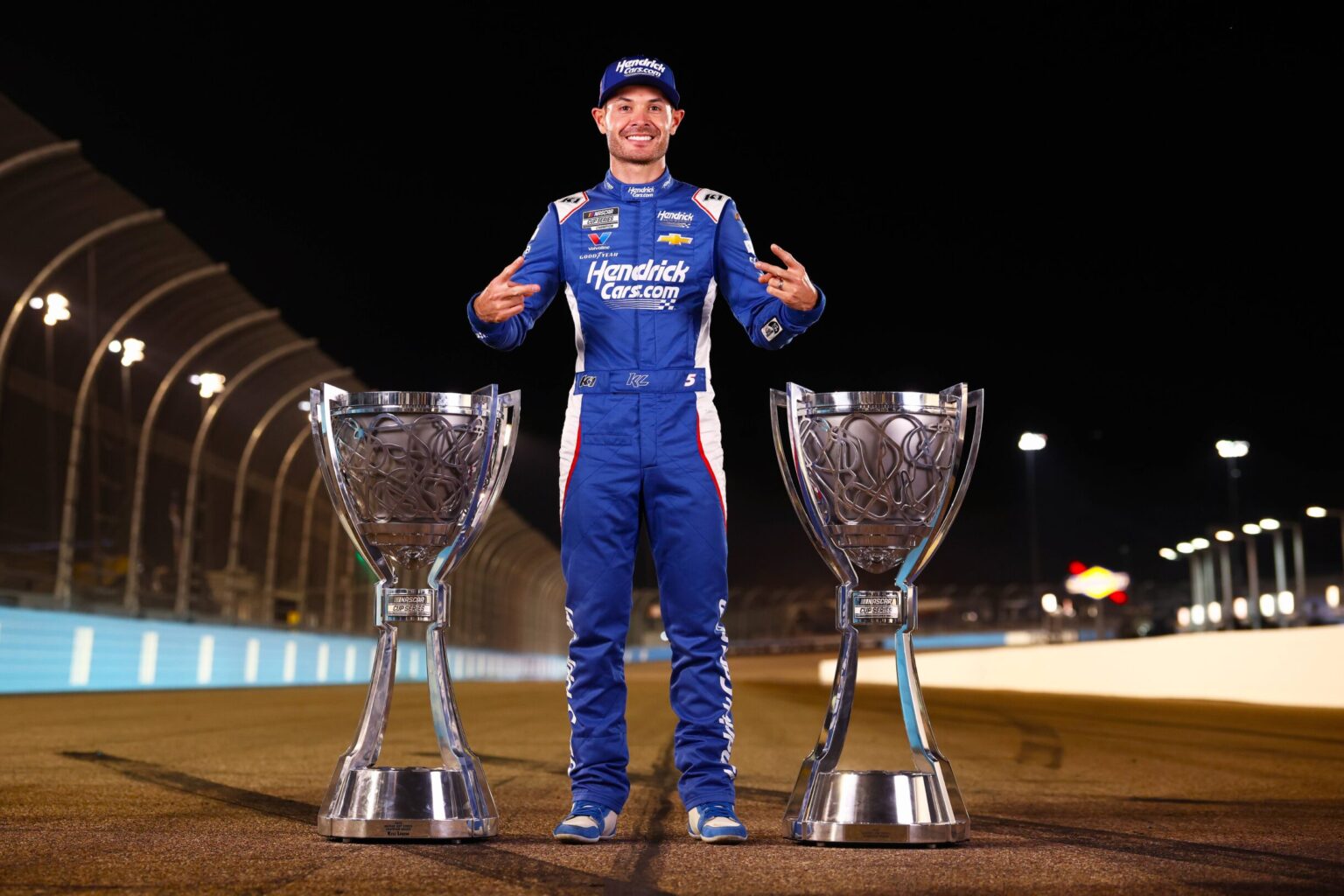 How much did Kyle Larson earn for winning the 2025 NASCAR title ...