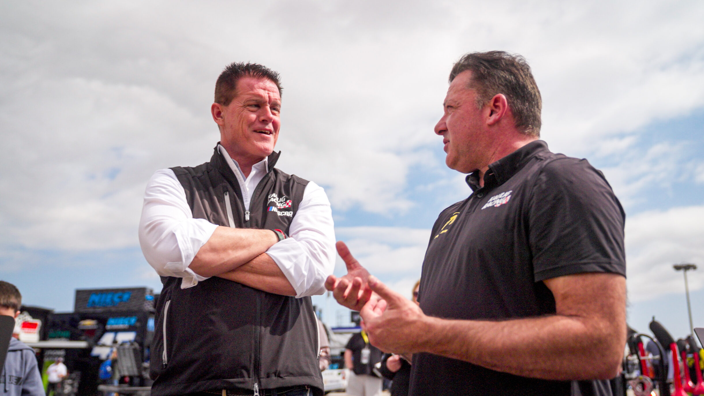 Tony Stewart comments after practice in return to NASCAR - Racing News