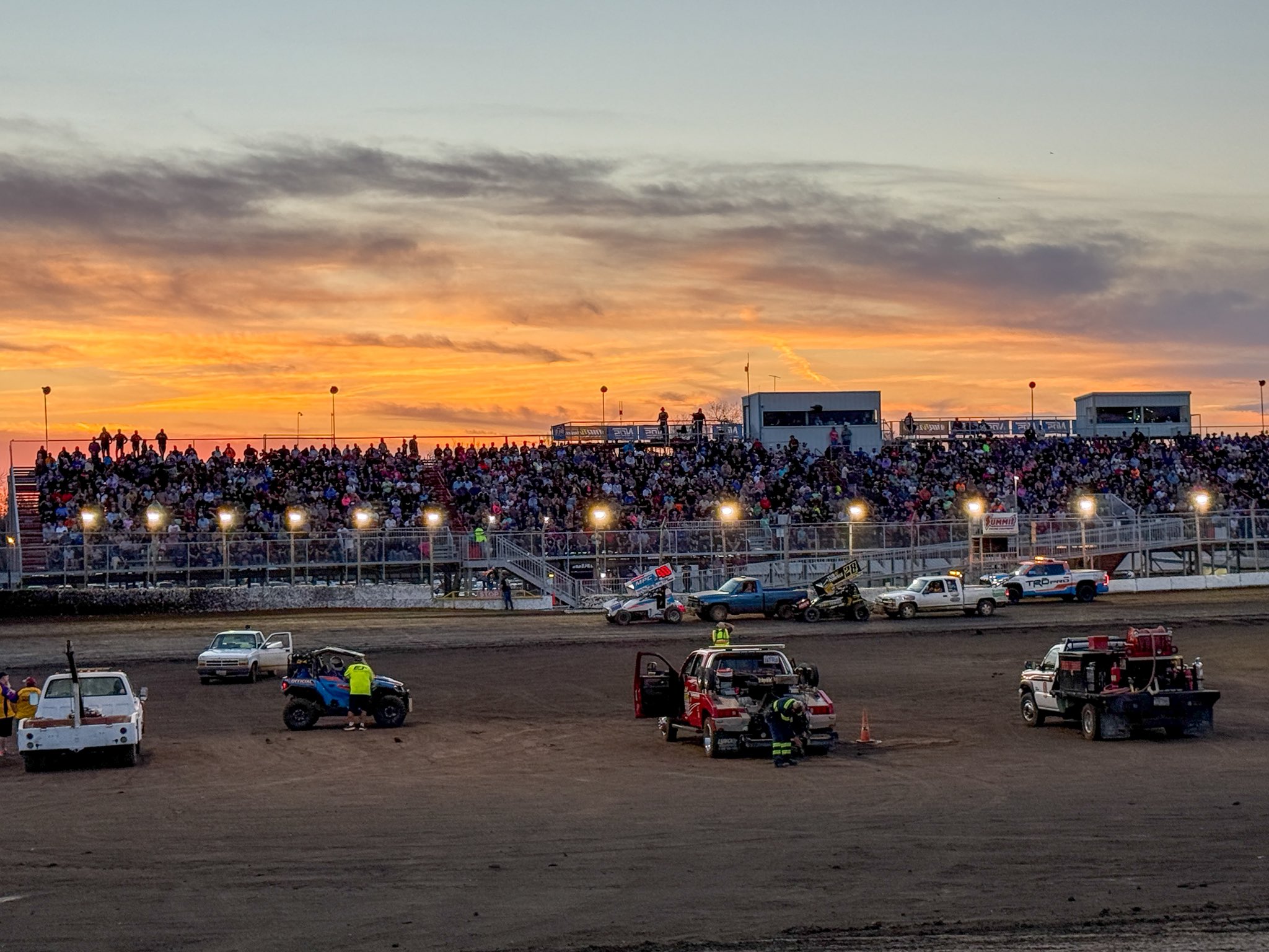 World of Outlaws official killed in incident at Kennedale Speedway Park ...